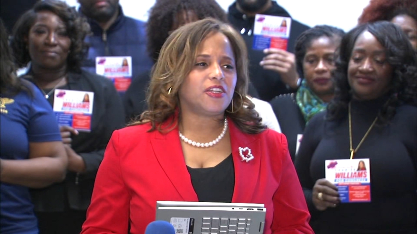 Charise Williams enters race to replace Illinois Congressman Bobby Rush ...
