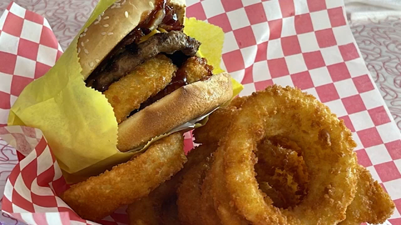 Dine and Dish: Bringing generations together at Triangle Burger - ABC30 ...