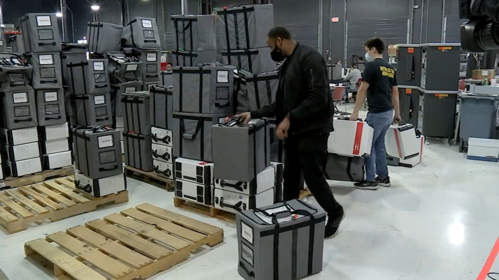 Texas Primary Election 2022: Harris County election workers finish ...