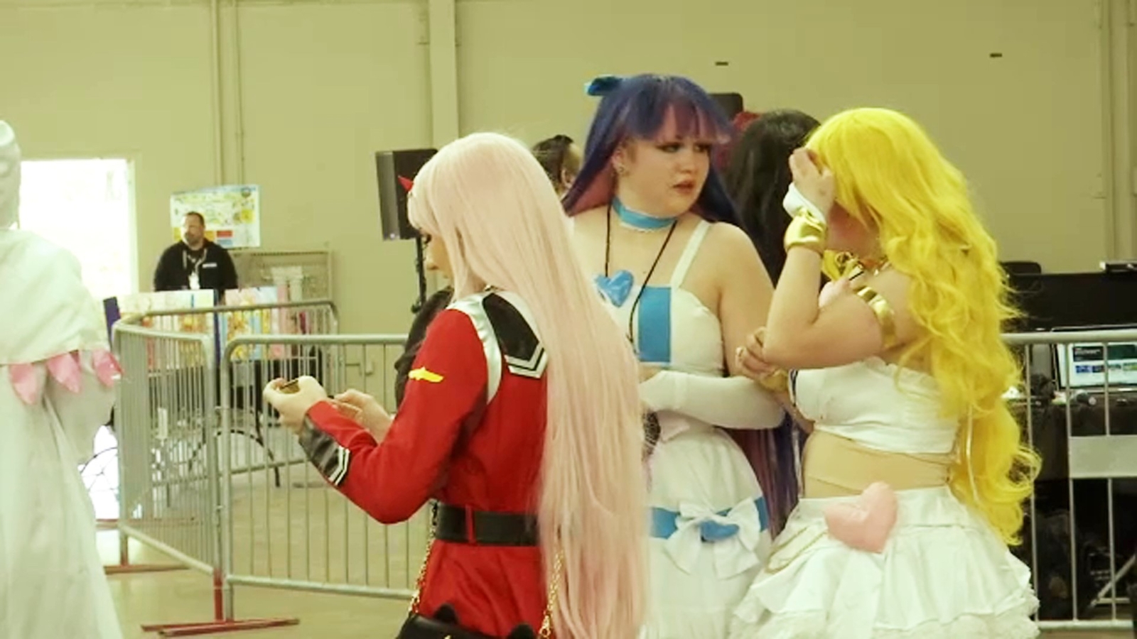 Anime Con draws thousands of people to Fresno Fairgrounds this weekend ...