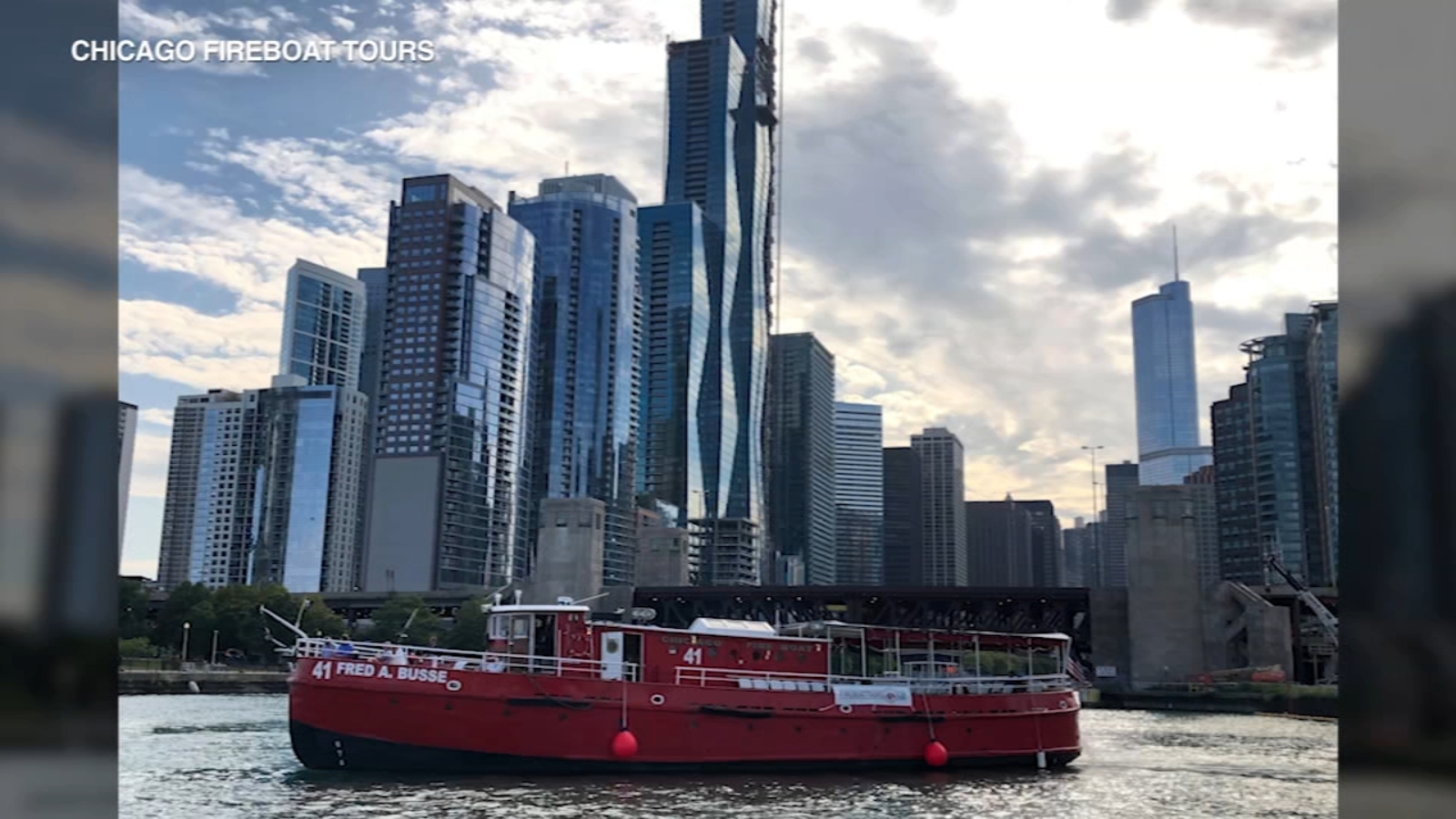 Chicago Fireboat Tours return this spring; cruise the river, Lake ...