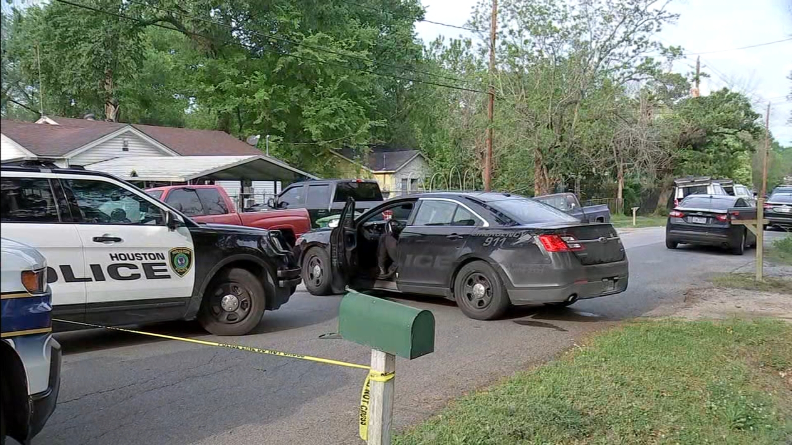 Fatal shooting: Aspiring Houston rapper found shot to death in his home ...