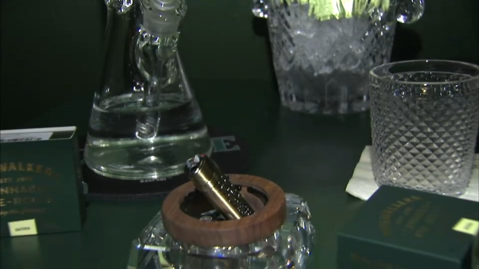 Happy 420: Marijuana smokers celebrate holiday at new Mundelein ...