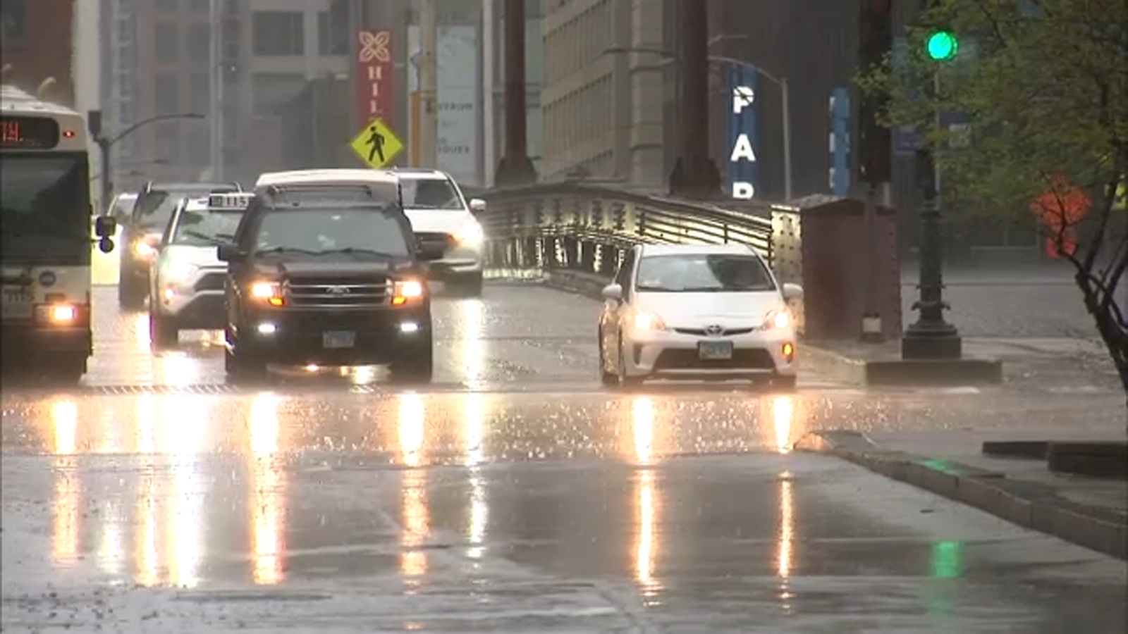 Chicago weather forecast: Heavy rain, storms Friday before warmer temps ...