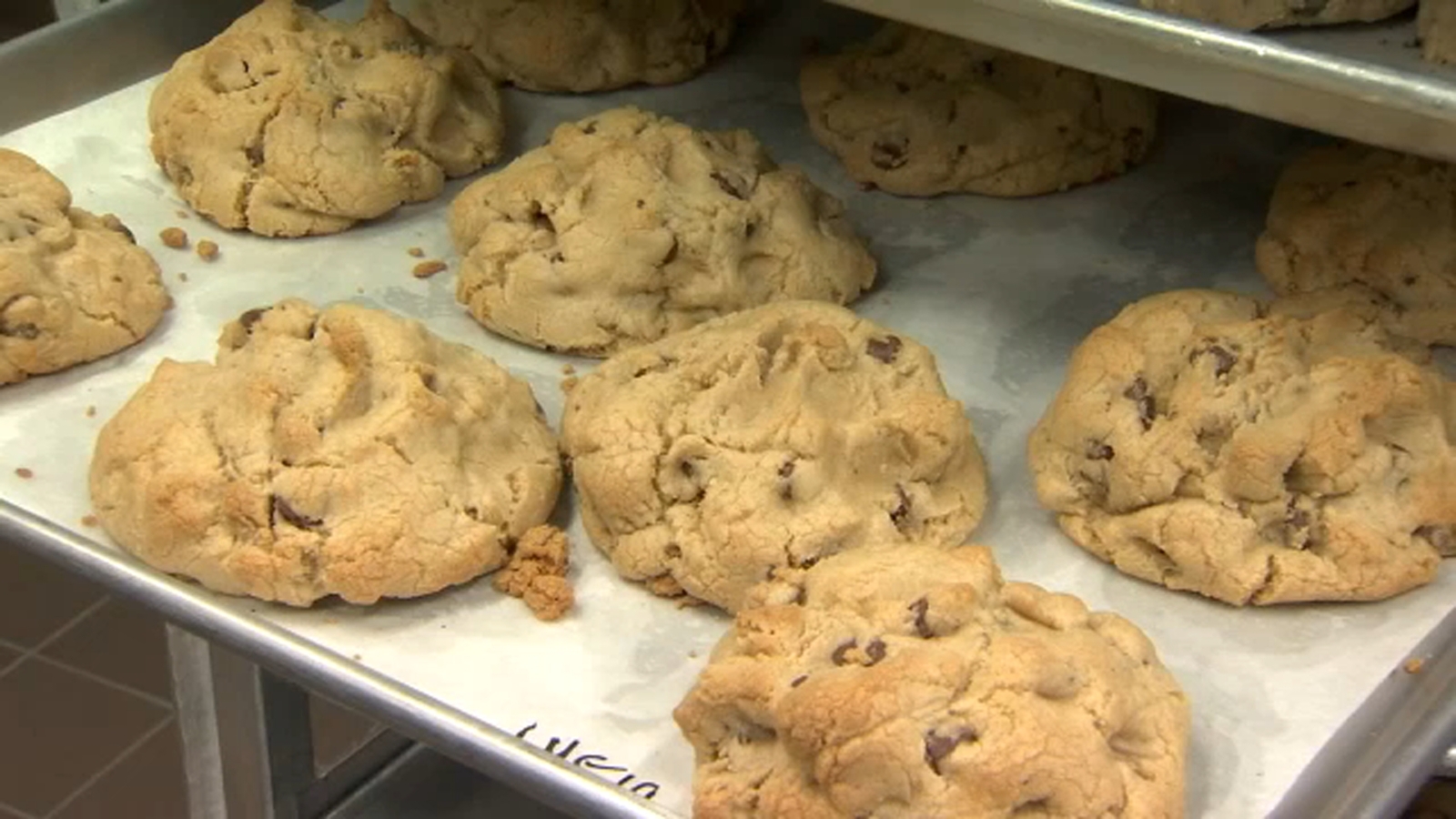 Crave Cookie preparing to open Clovis location this weekend - ABC30 Fresno