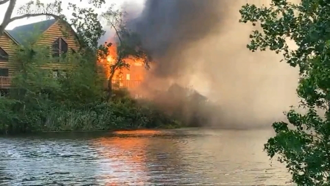 Grand Bear Resort fire destroys 7 cabin buildings near lodge at Starved ...