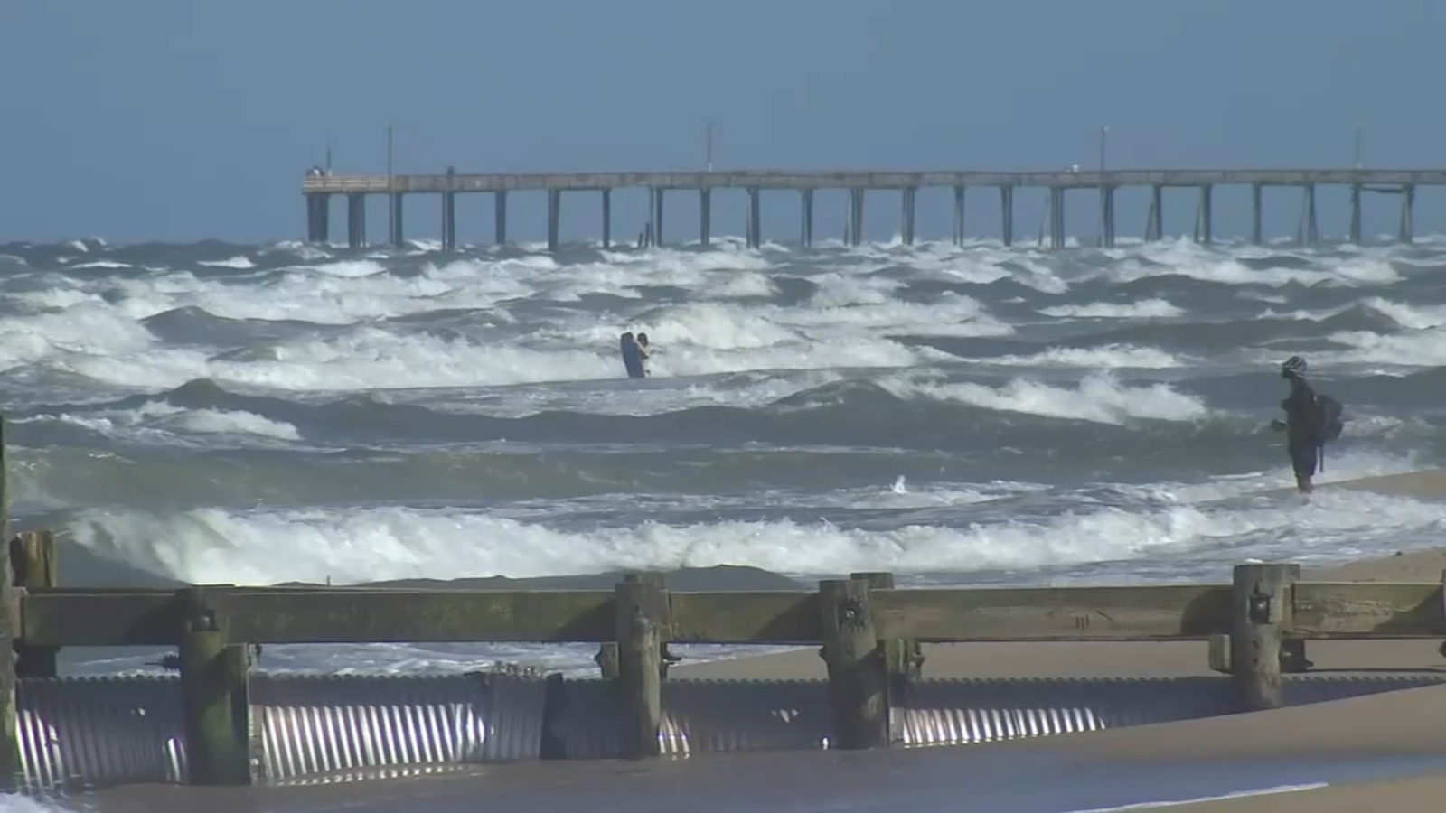 'Very aggressive': Vacationers on the NC Outer Banks describe ocean ...