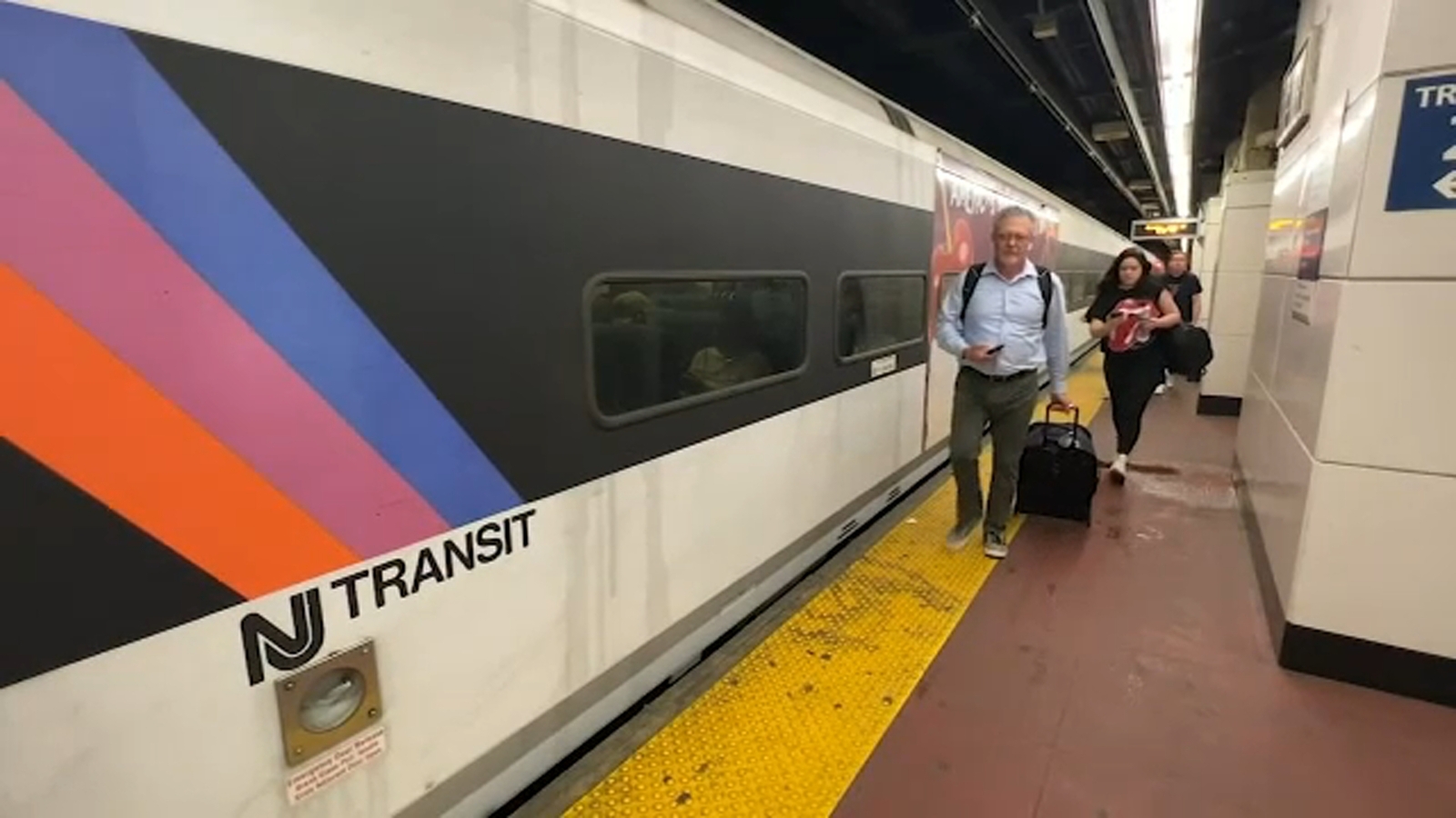 NJ Transit rail service resumes following Friday night shutdown amid ...