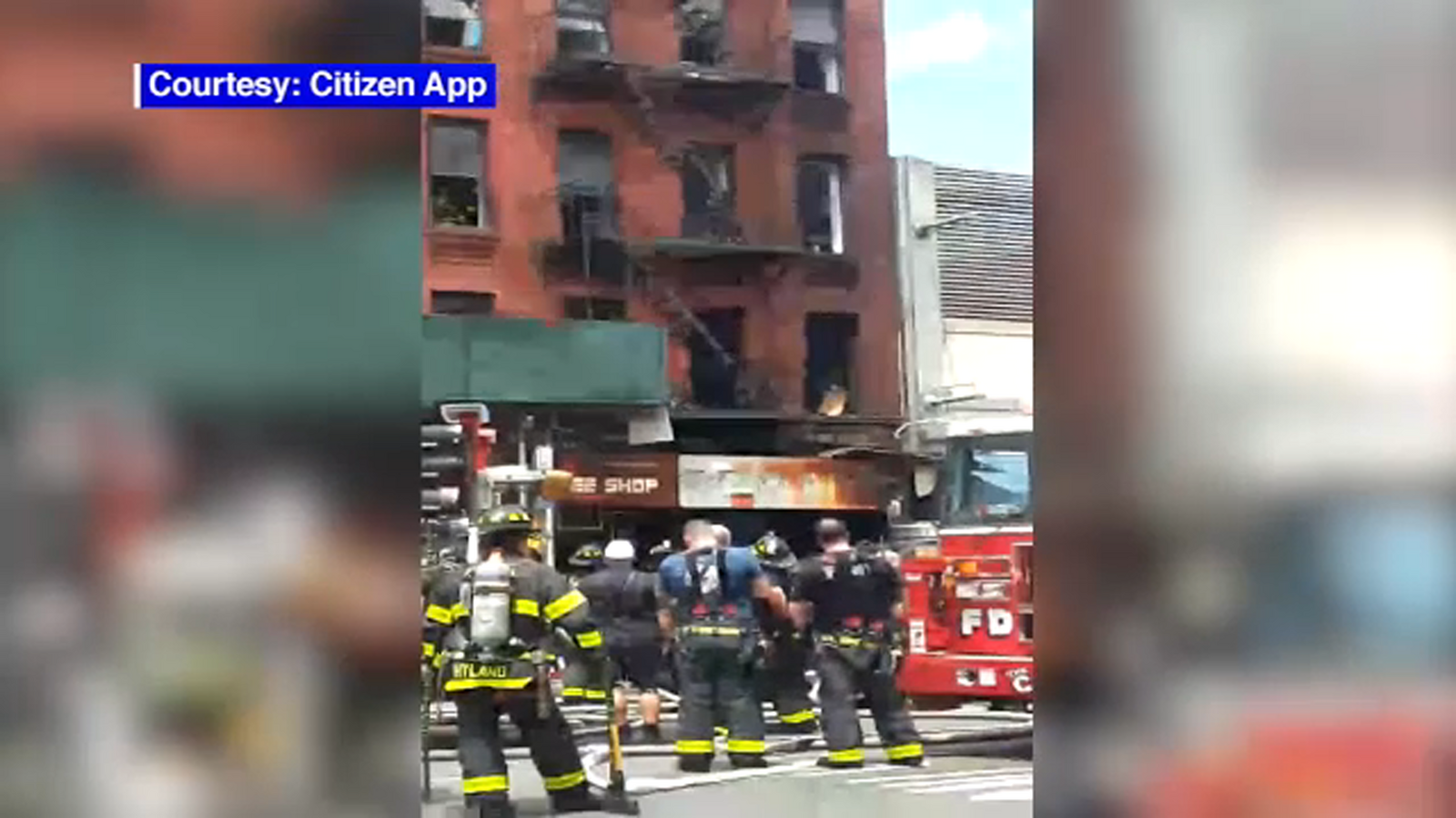 100 lithium-ion batteries found at scene of fire in Hell's Kitchen ...