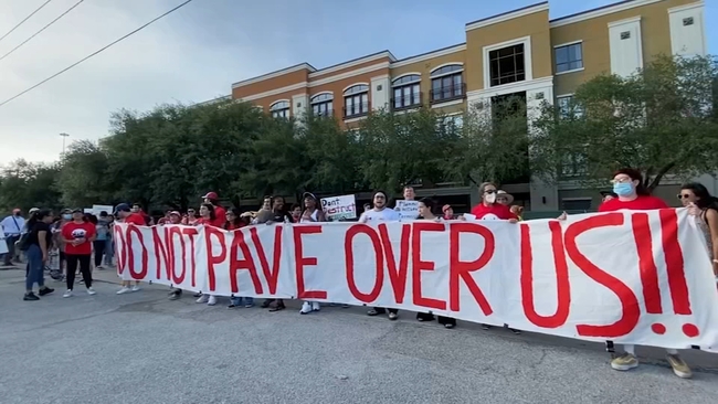 I-45 expansion: TxDOT retains funding for controversial downtown ...