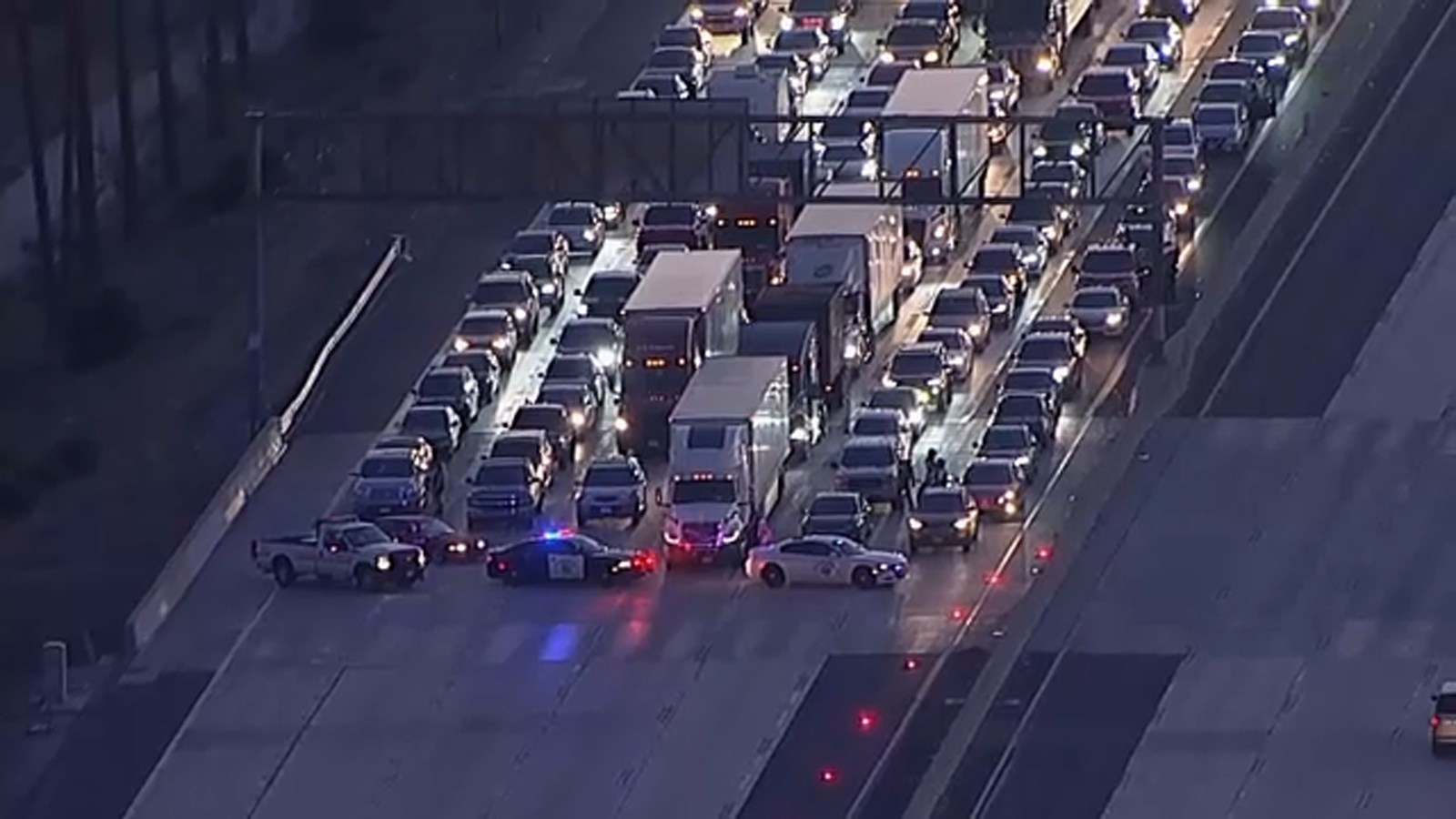 Fontana: Pursuit ends in gunfire along 10 Freeway at Tennessee Street ...