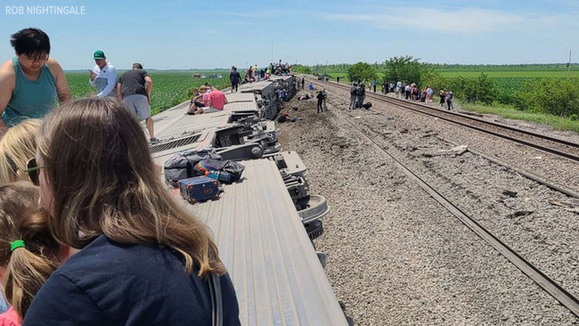 Boy Scouts jump into action after Amtrak train derailment in Mendon ...