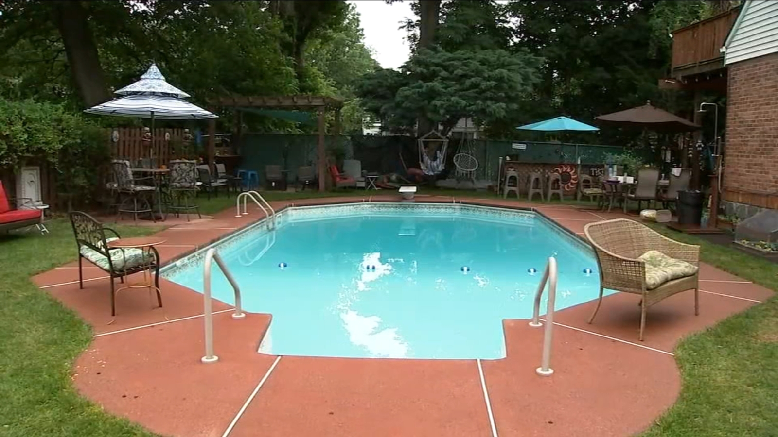 Investigation continues after 7-year-old drowns at rented backyard pool ...