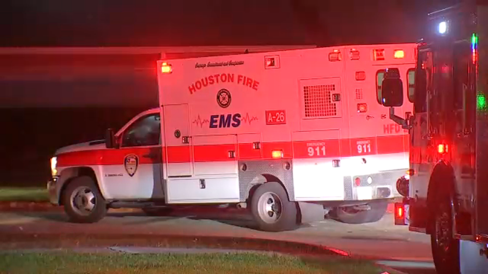 Houston crime: Woman shot followed to her apartment on Long Drive after ...
