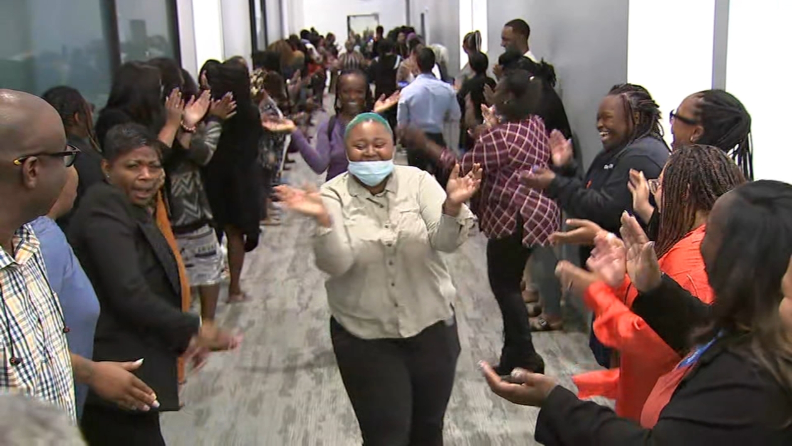 Discover celebrates grand opening of Chatham call center, community ...