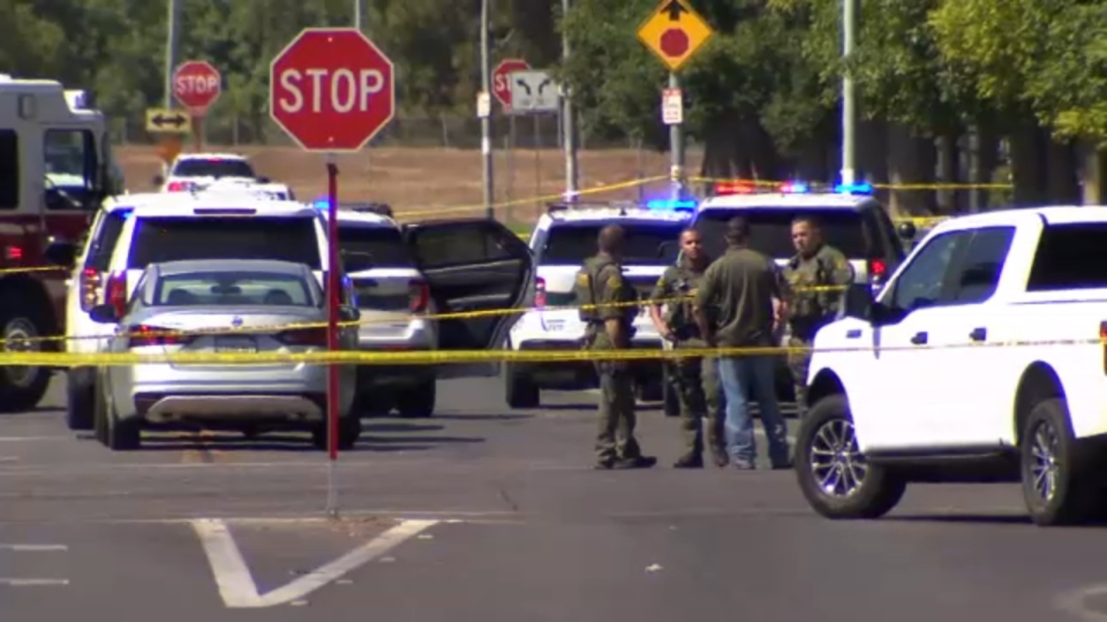 Suspect Shot By Fresno County Deputies After Slipping Cuffs Firing At