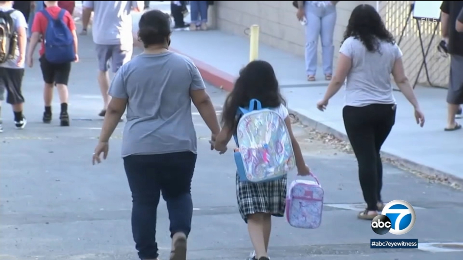 LAUSD back to school: Parents, students prepare for school year with ...