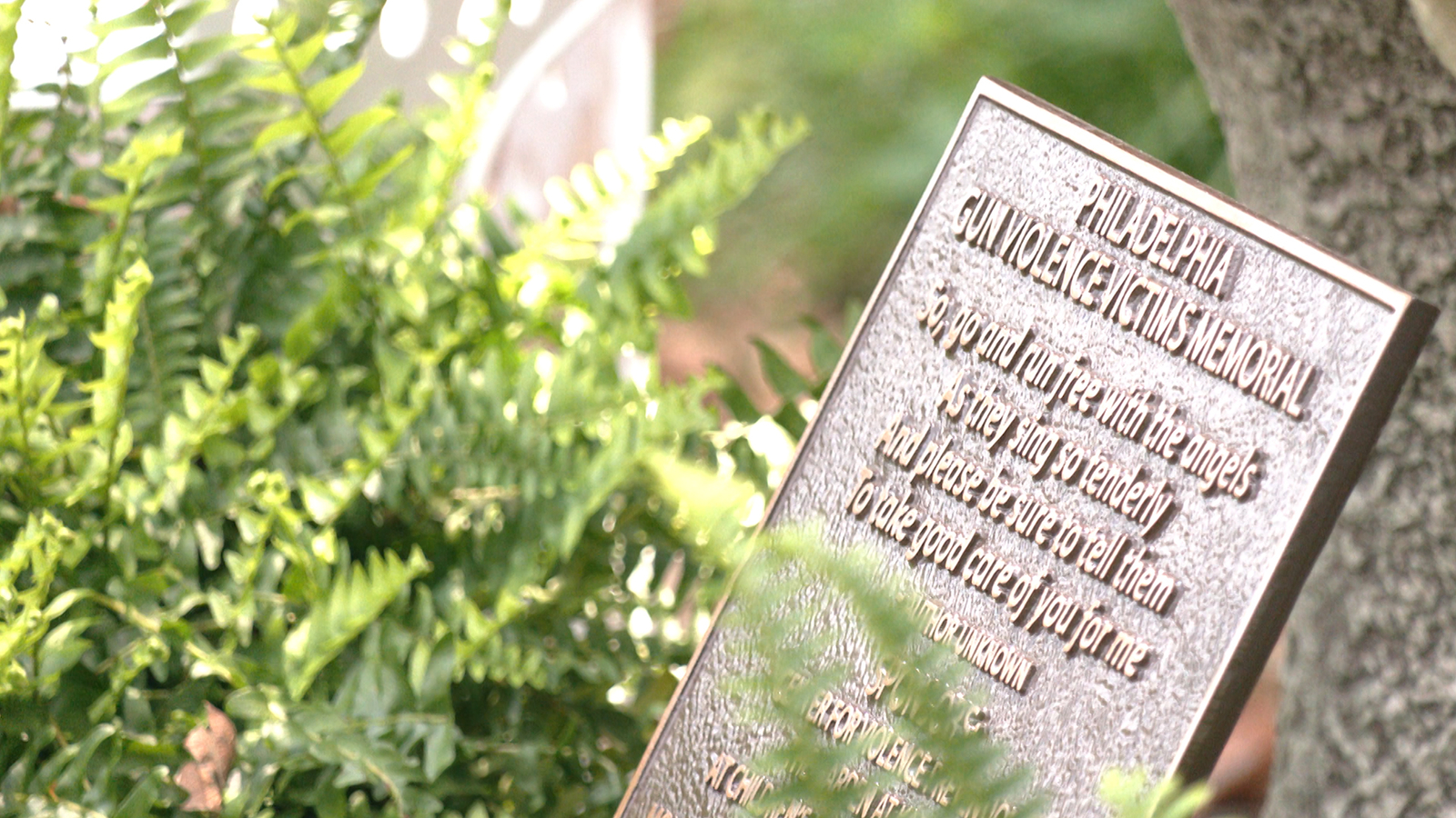 Children's Hospital of Philadelphia pays tribute to gun violence ...