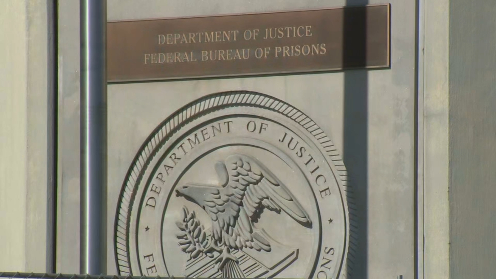 NY politicians rally outside MDC-Brooklyn to demand federal oversight ...