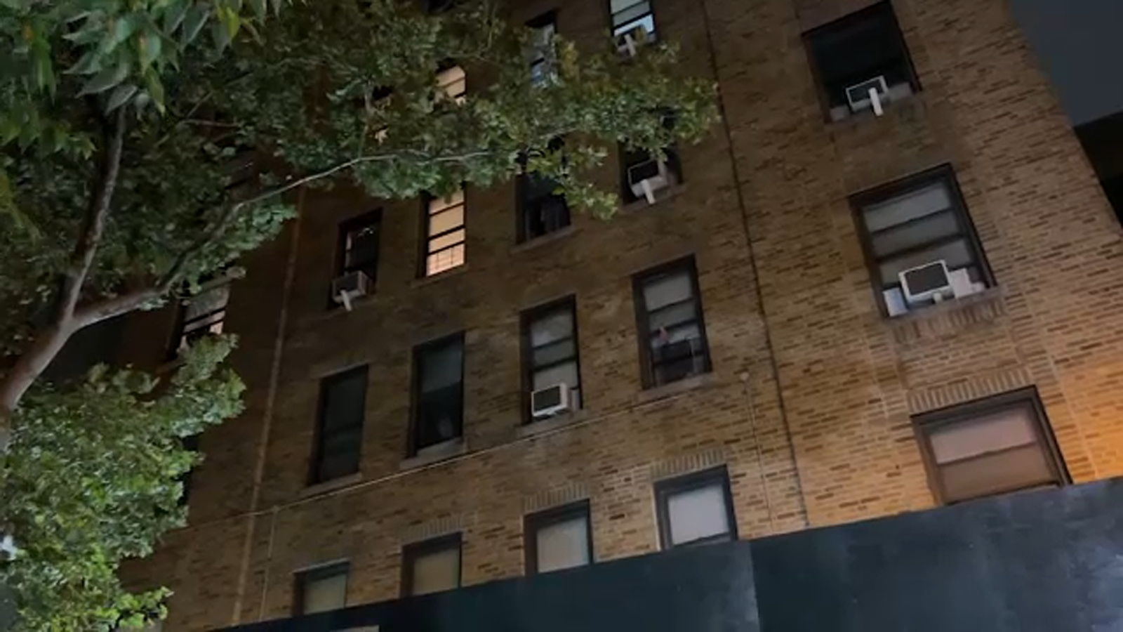 3-year-old girl falls out window in the Bronx, rushed to hospital ...