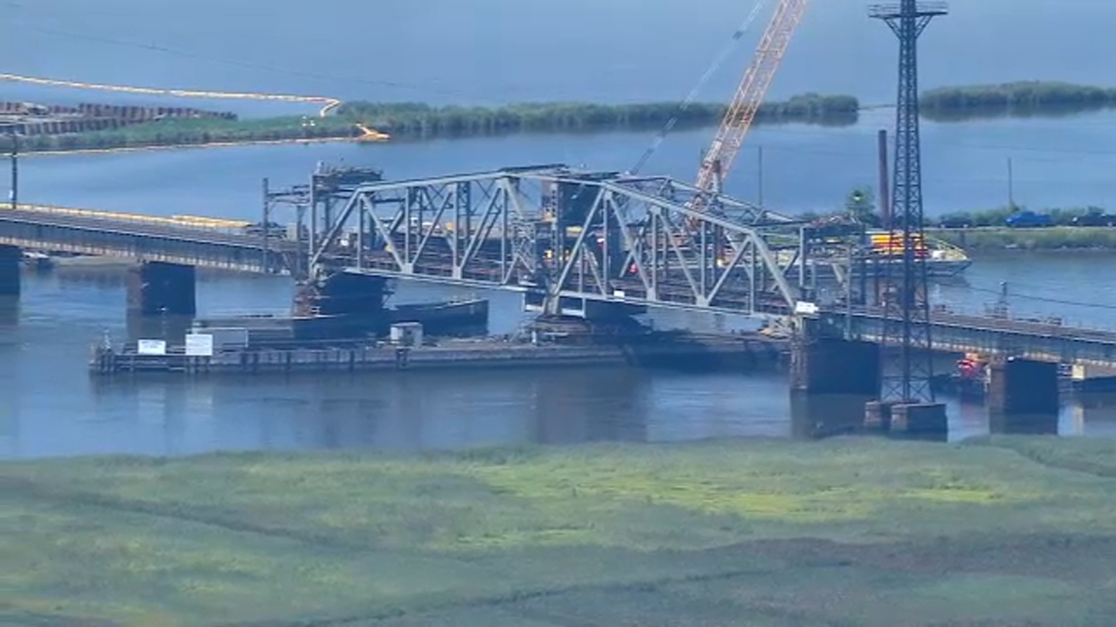 NYC train issues: Stuck Portal Bridge causes NJ Transit suspension at ...