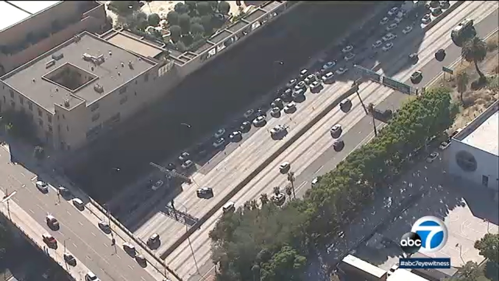 101 freeway closed to southbound traffic in downtown Los Angeles amid ...