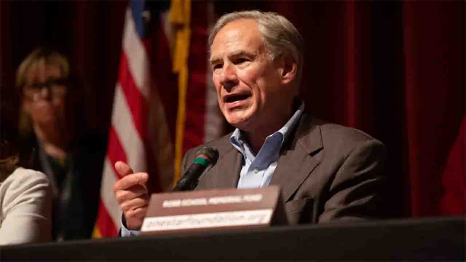 Texas guns: Gov. Greg Abbott says raising age to buy assault-style ...