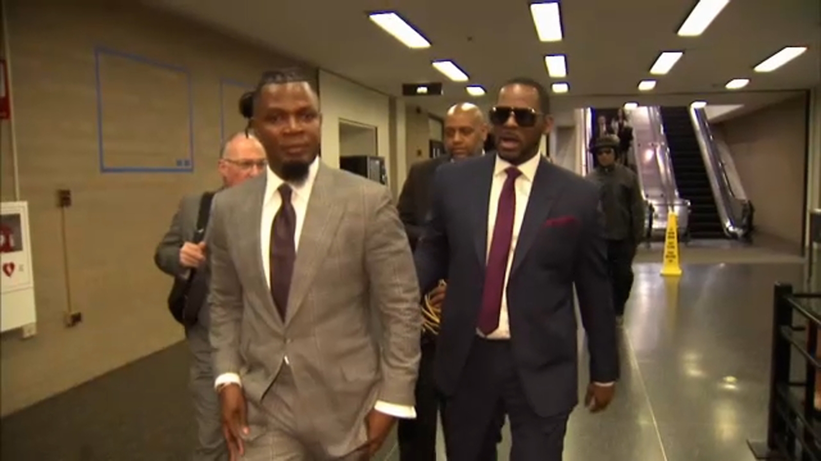 R Kelly news: Defense team's motion for acquittal denied in Chicago ...