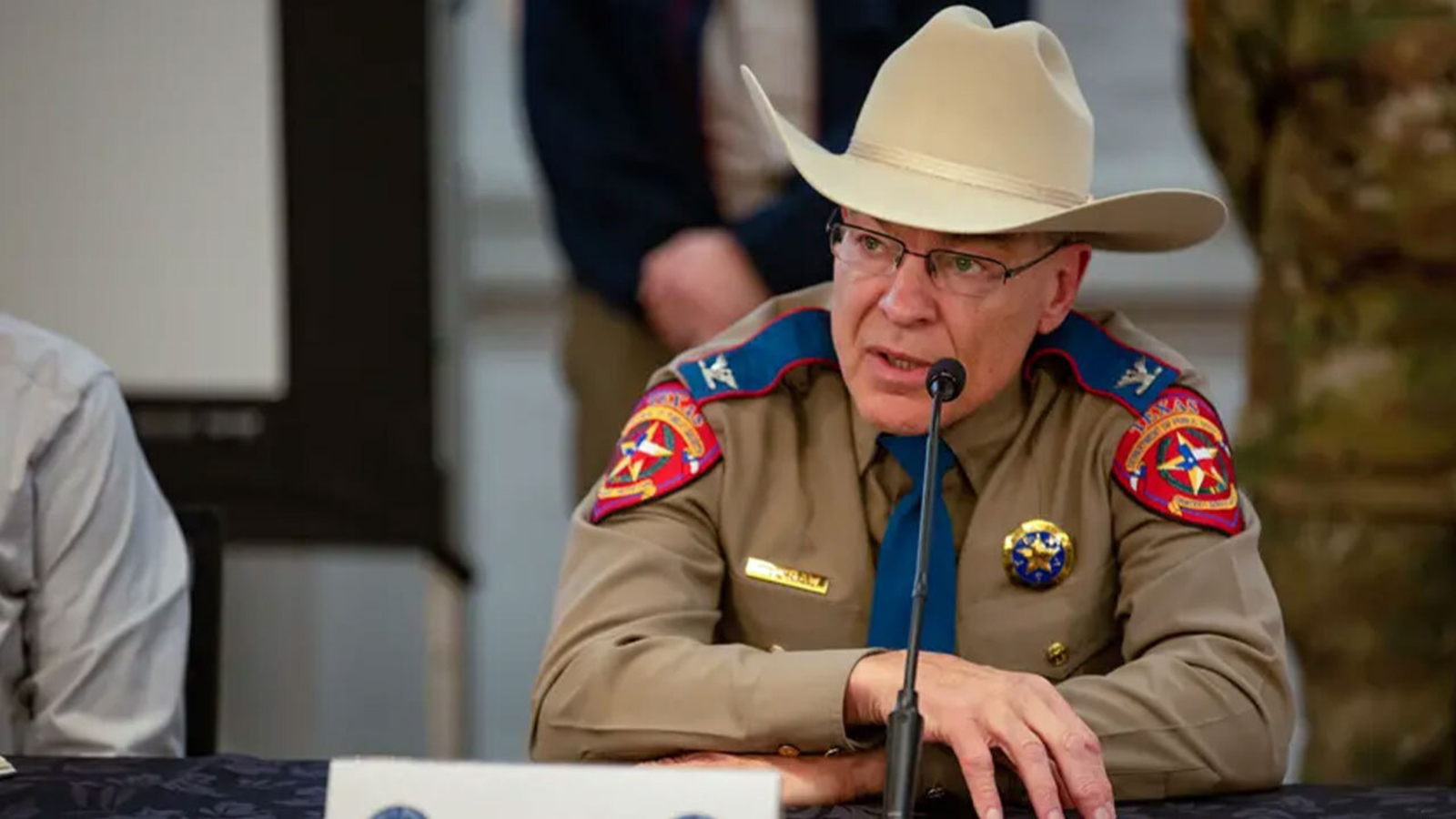 Texas DPS director Steve McCraw says he wishes his agency had taken control over the police ...