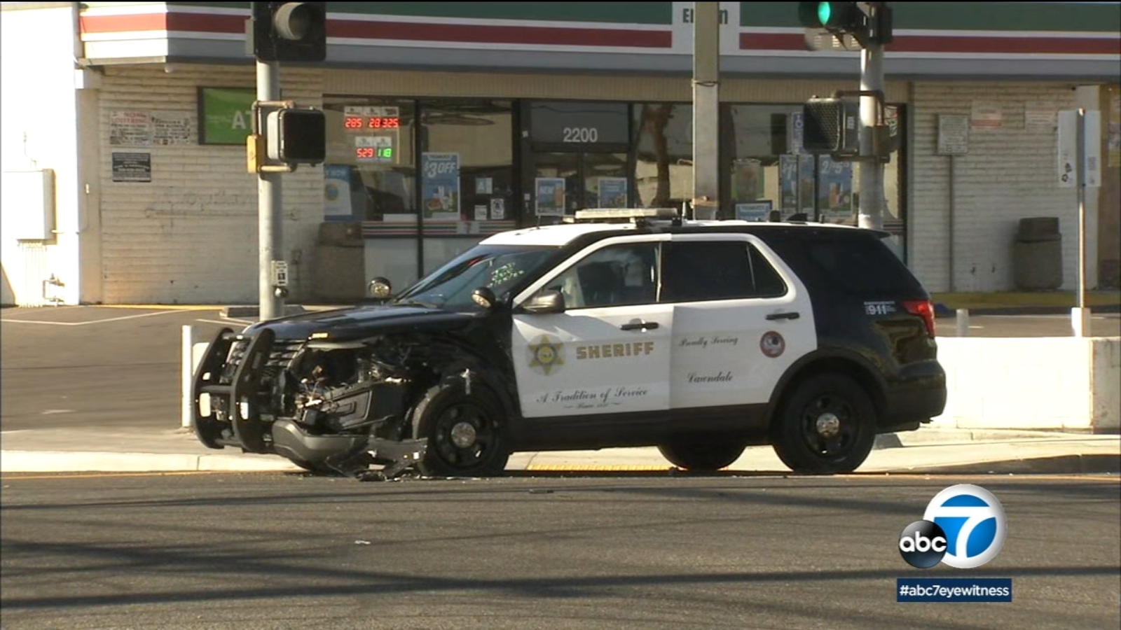 Los Angeles County sheriff's deputy hospitalized after crash involving ...