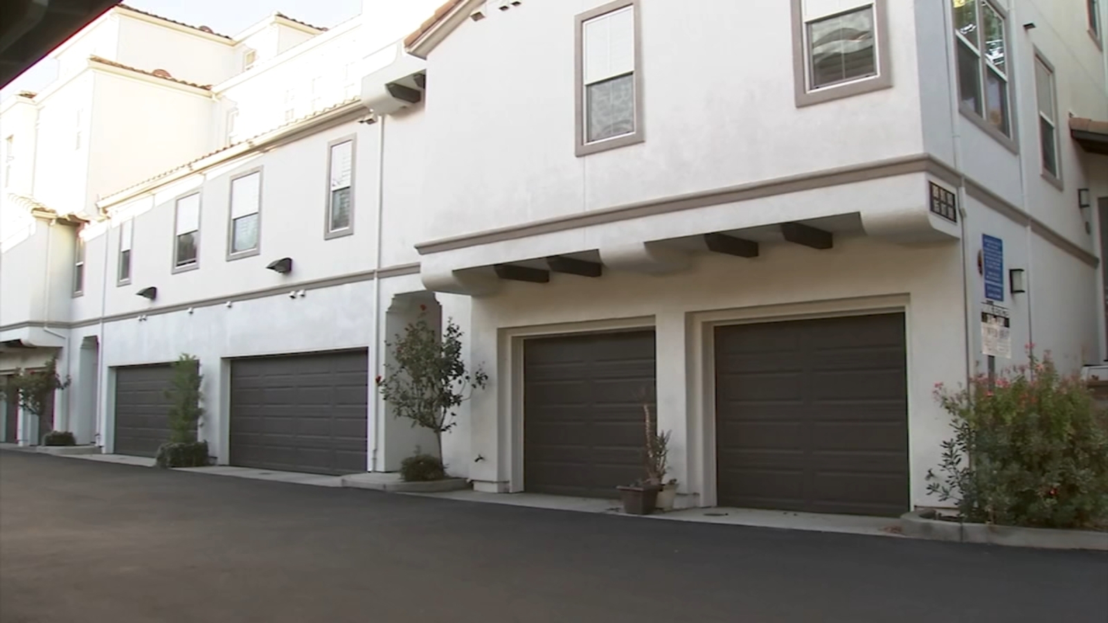 Neighbors Action Sparks Rescue Of Four Women From ﻿suspected