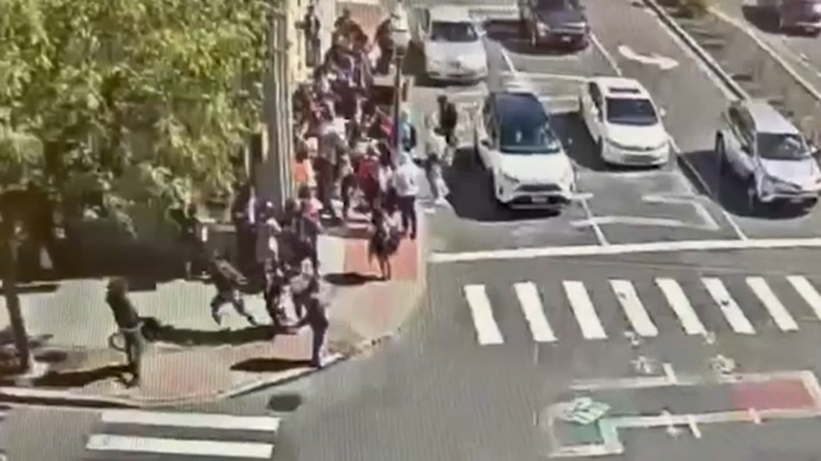 9 teens facing riot charges after huge brawl in Downtown Stamford ...