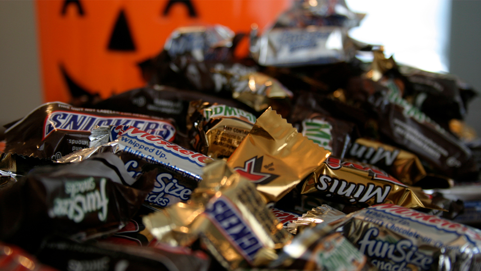 Candystore.com ranks most popular Halloween candy in the tri-state area ...