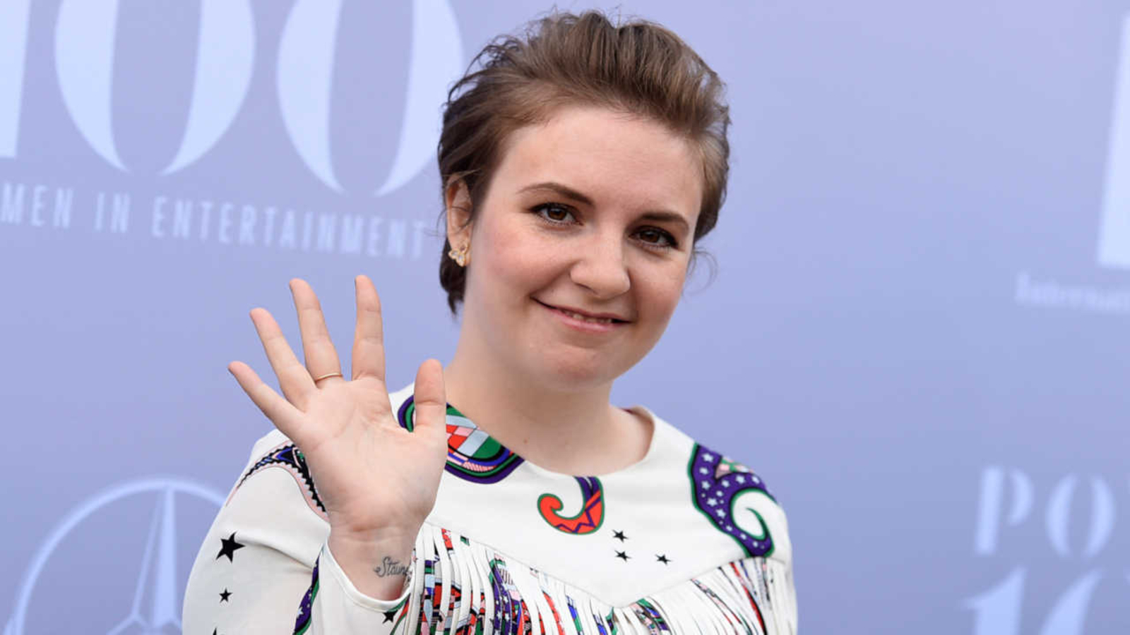 Actress Lena Dunham undergoing surgery after an ovarian cyst rupture ...