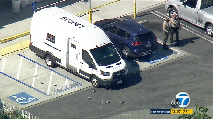 Bank Robbery - ABC7 Los Angeles