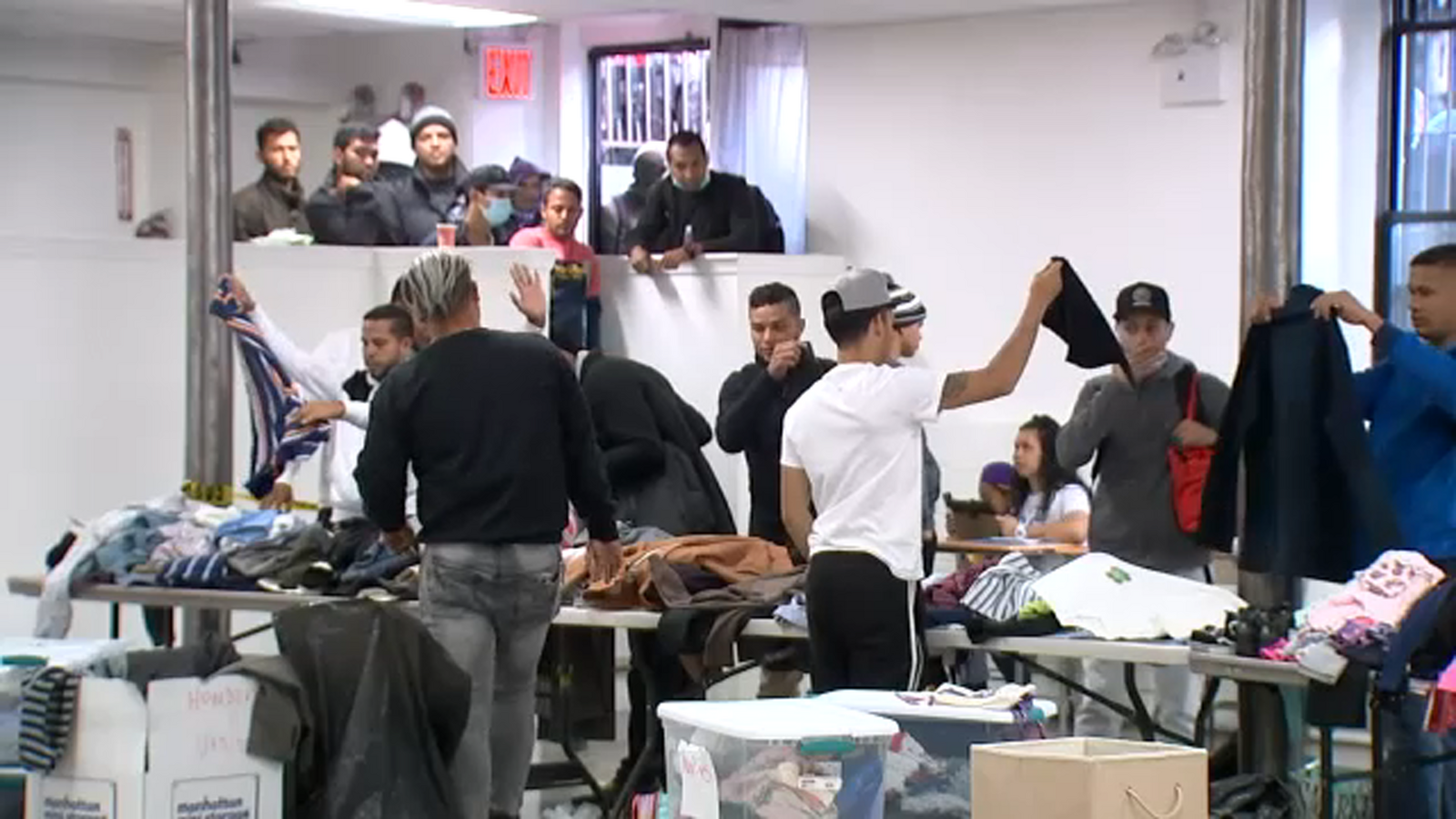 Asylum seeker crisis: NYC announces teams to help acclimate migrant ...