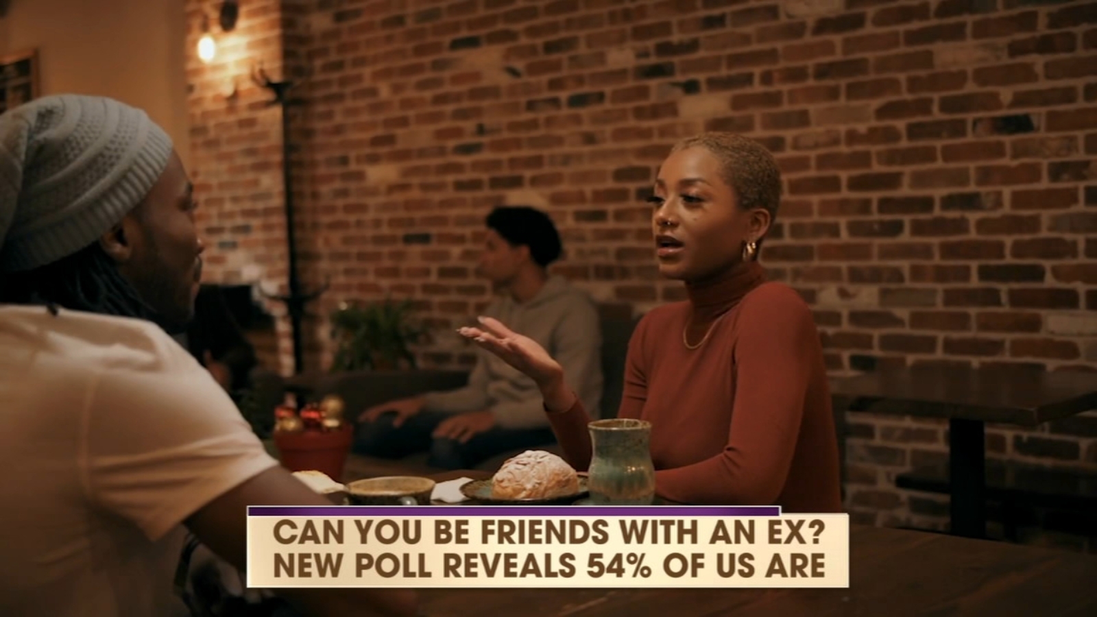 Val, Ryan talk Laugh Factory Chicago, snooze button, Chicago Bears and ...