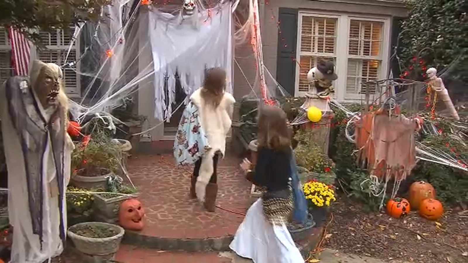 NYC Halloween in the 1980s: How much has the tradition changed over the ...