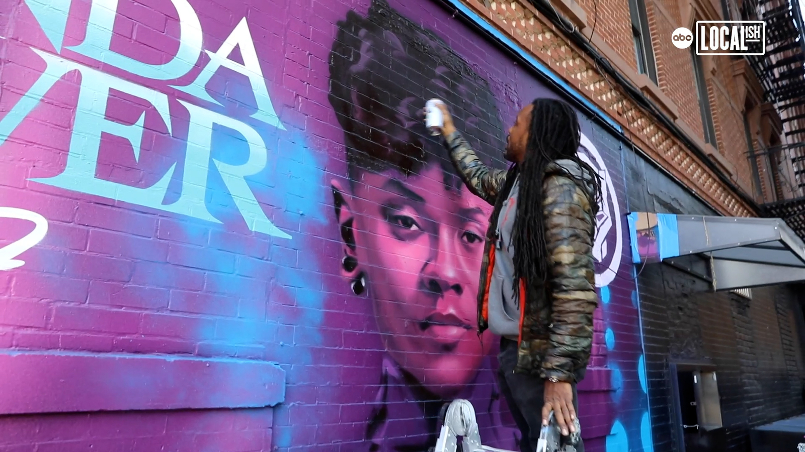 Artists celebrate 'Black Panther: Wakanda Forever' with murals across ...