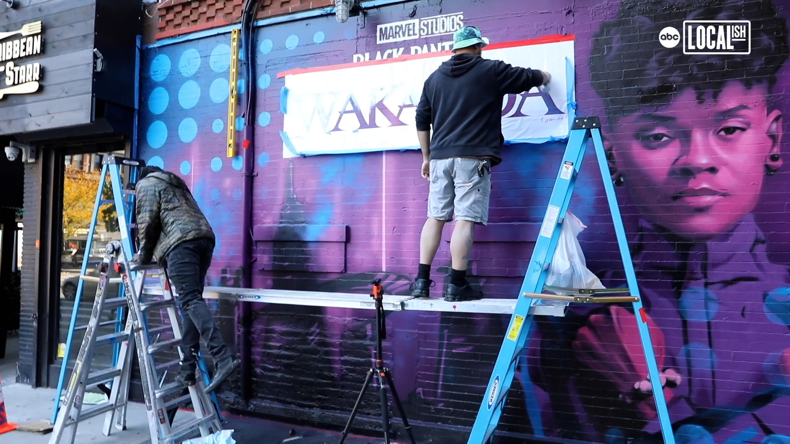 Artist celebrates Black Panther sequel with "Wakanda Forever" mural in ...