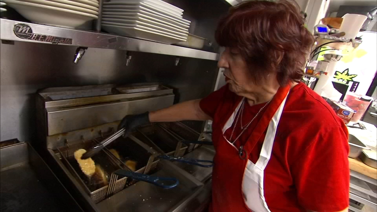 Mom and pop cook up old-school favorites at family-run sandwich shop in ...