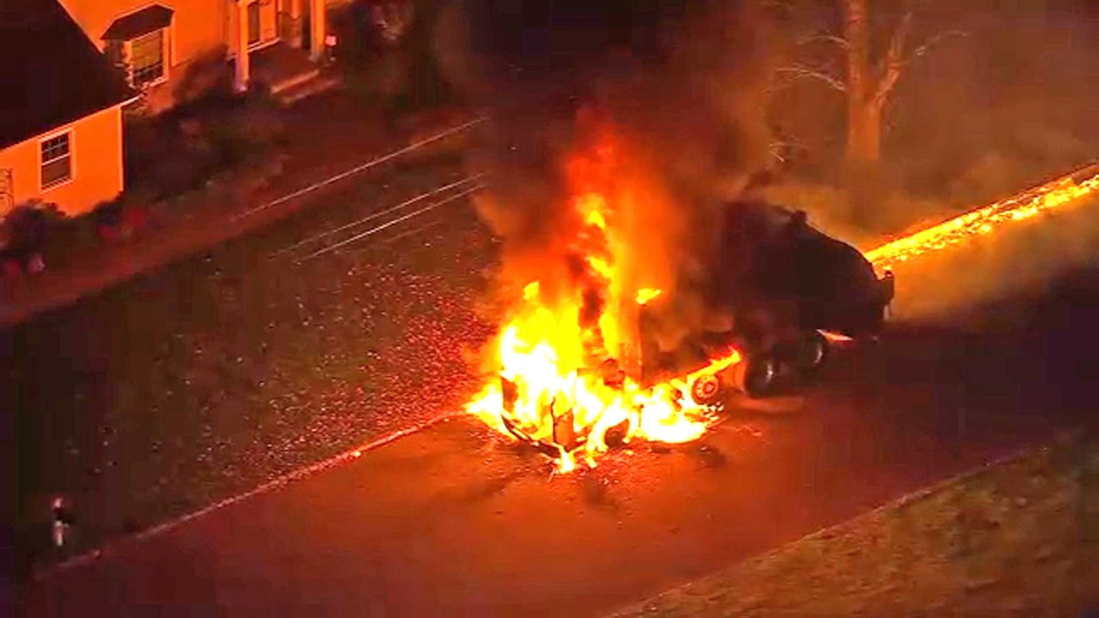 Garbage truck goes up in flames in Mountainside, New Jersey residential ...