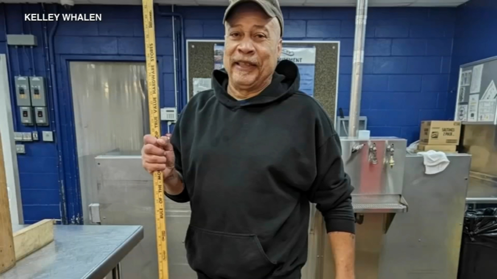 East Pilsen Lawrence Fish and Shrimp holds fundraiser for employee ...