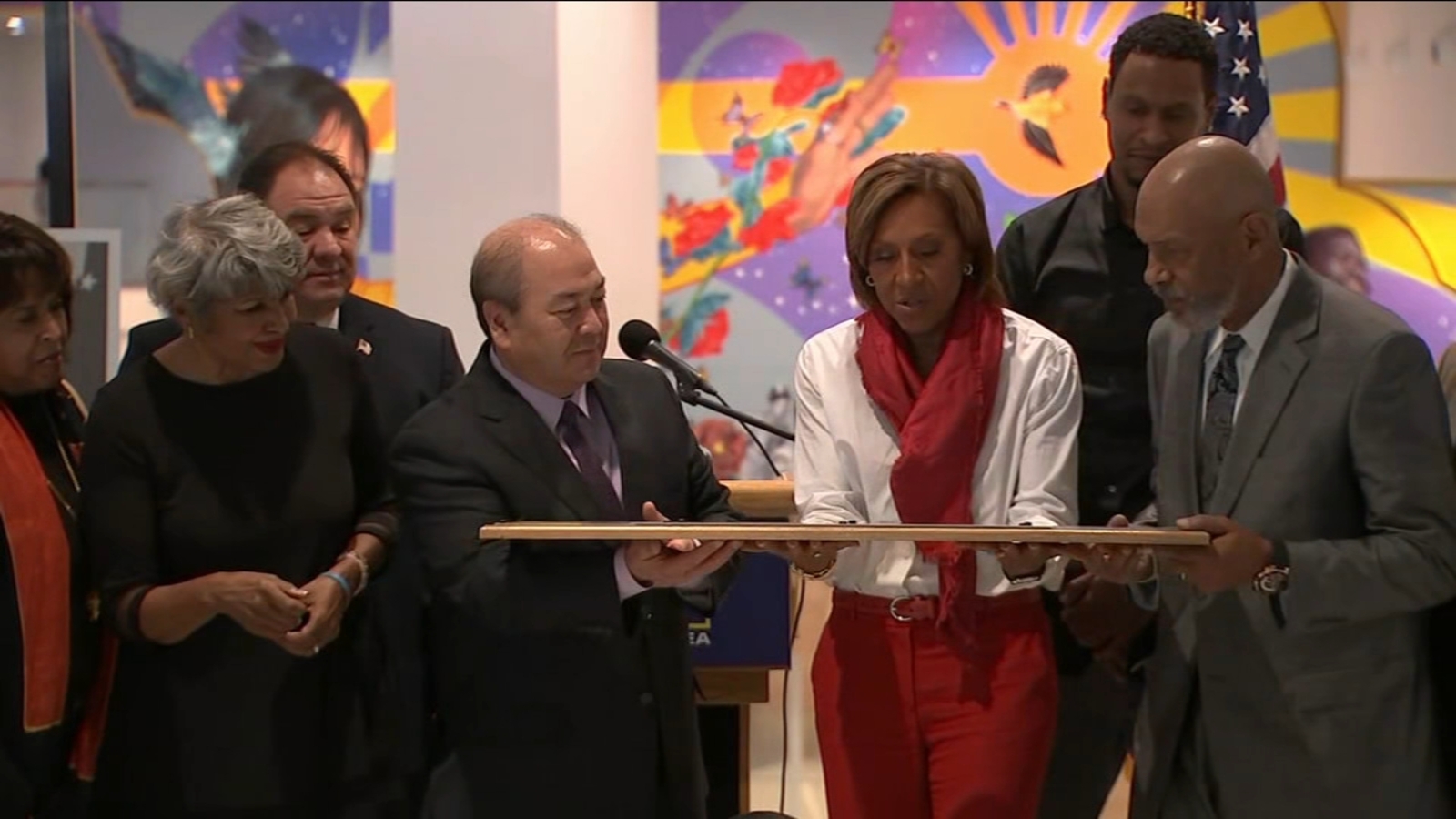 Robin Roberts' father, Tuskegee Airman Colonel Lawrence Roberts ...