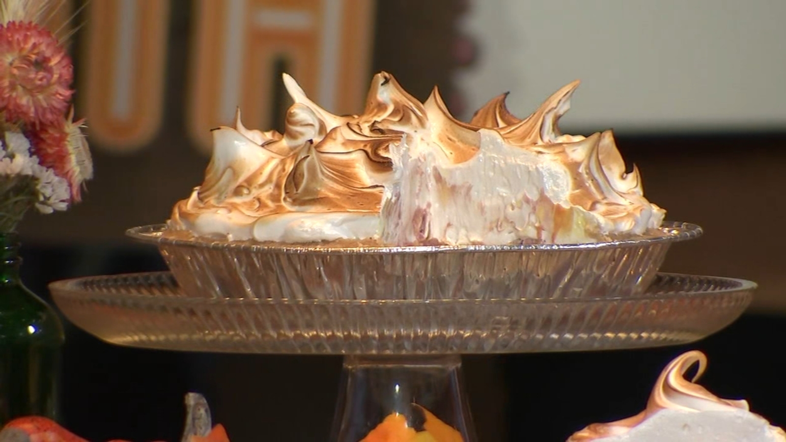 Spinning J Bakery in Humboldt Park, Chicago, wins GMA United States of ...