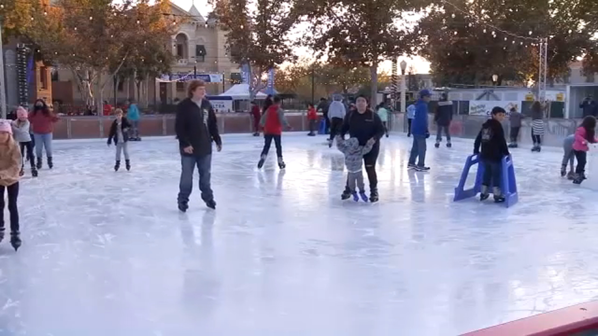 Is There Ice Skating At Winter Wonderland