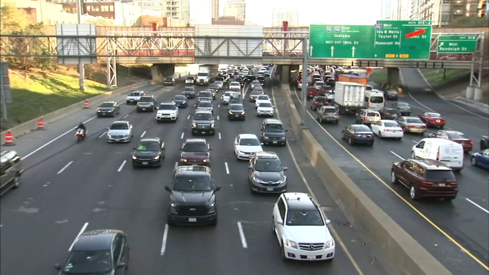 Chicago traffic times: As Thanksgiving travel continues, millions ...
