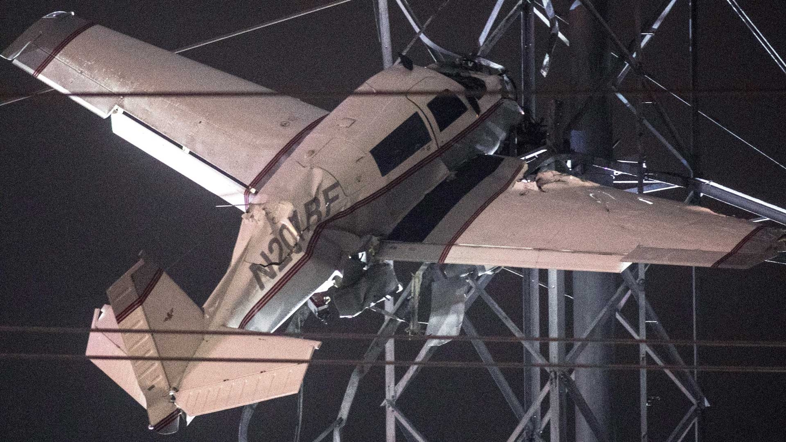 Maryland plane crash: Pilot, passenger rescued from plane from ...