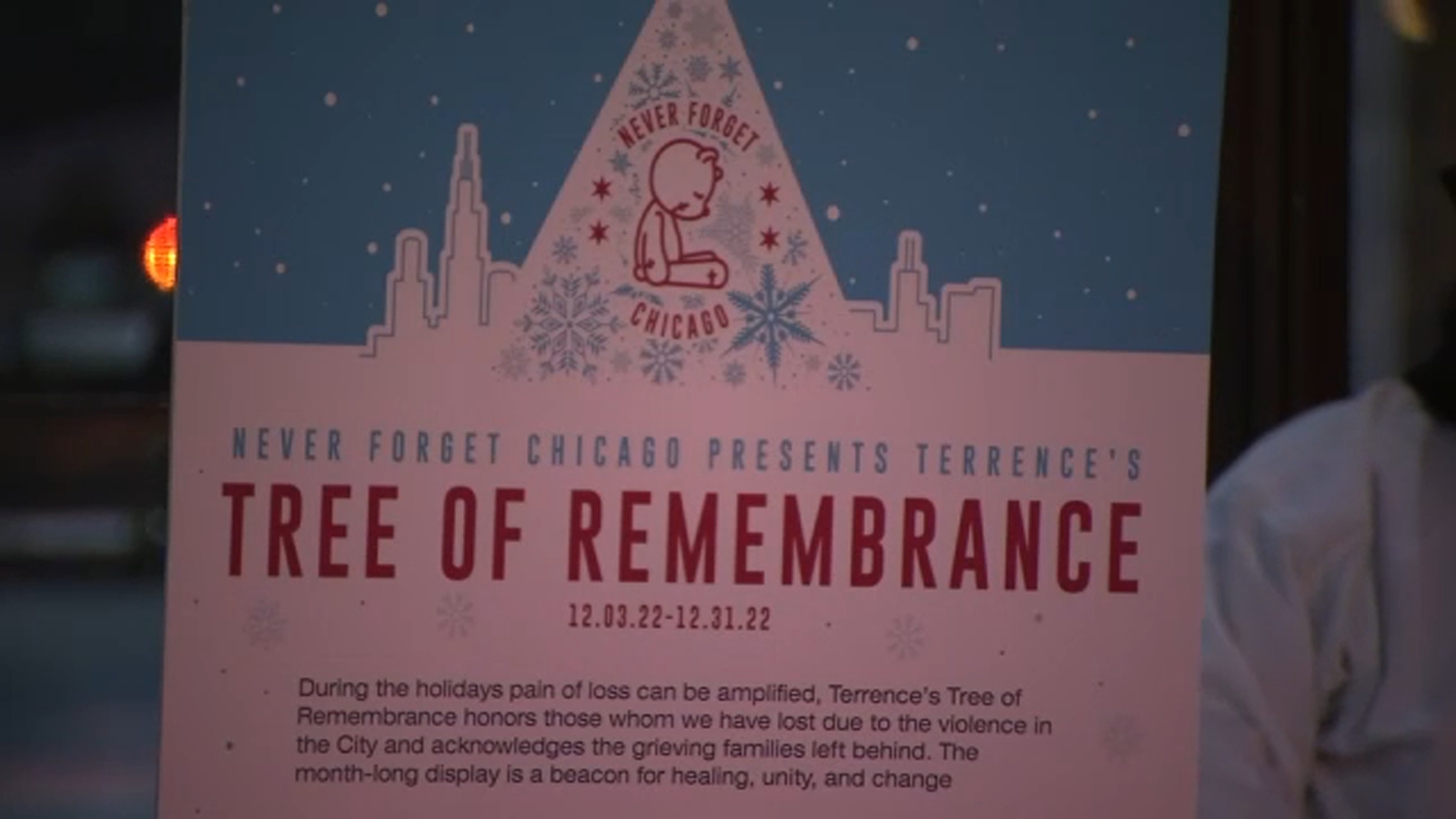 Tree of Remembrance 2022 outside Daley Center honors over 2K victims of ...