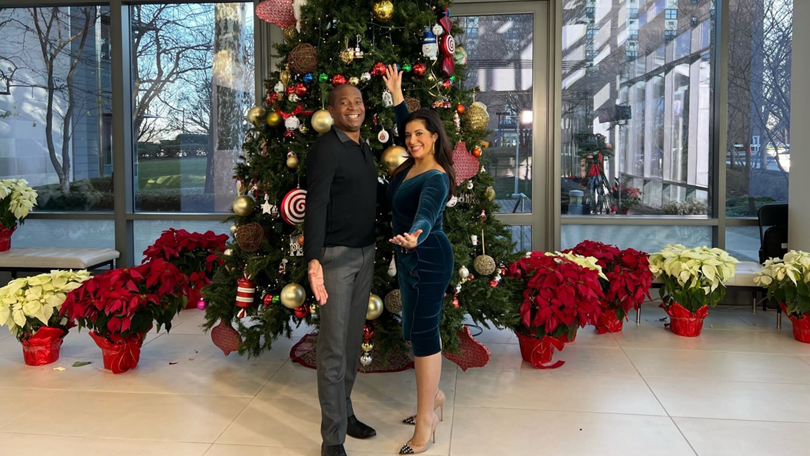 FYI Philly's 2022 Holiday Gift Guide: Stocking stuffers, Christmas ...